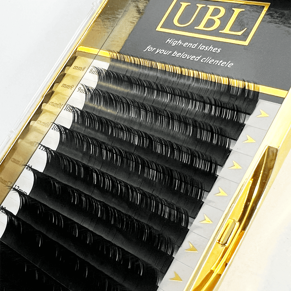 Buy the Best Eyelashes Online | Universe Beauty Lashes